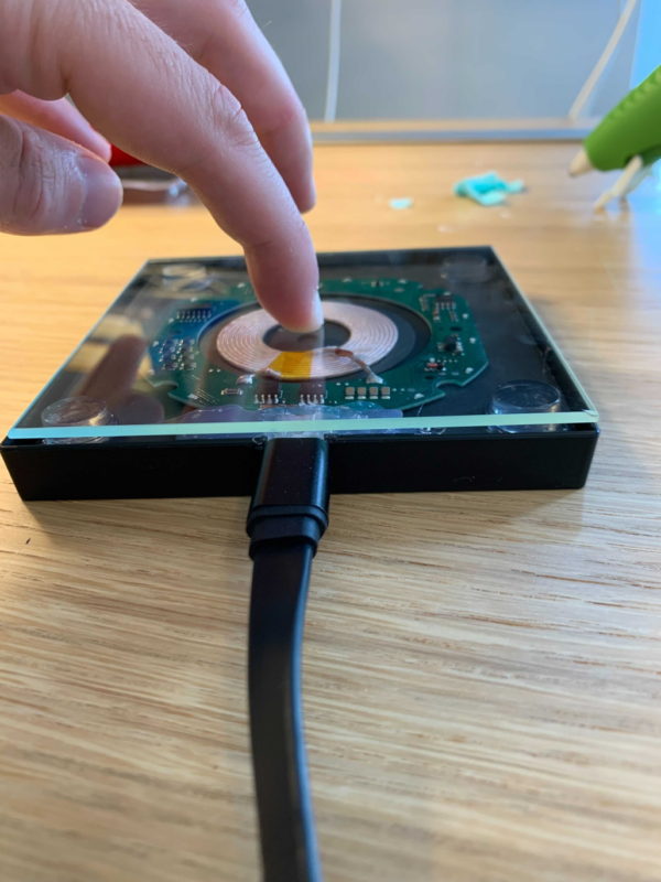 Easy DIY Wireless Charger Build • Clear Top with Vibey Lights • Key ...